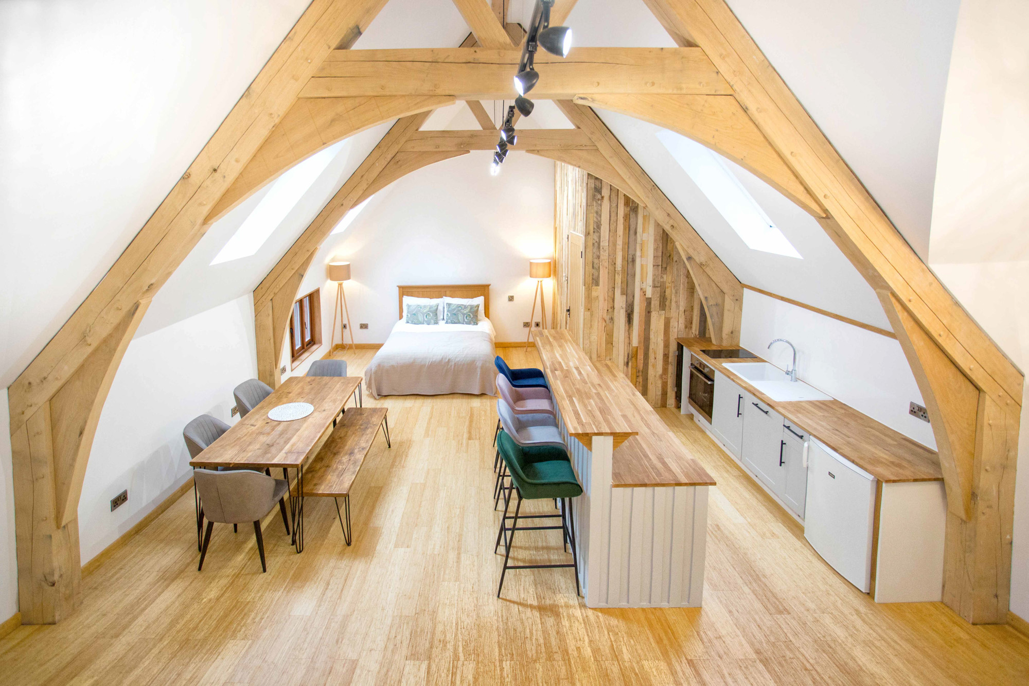 Oak Garages | Traditional Oak Garages | Gallery | Links & extensions