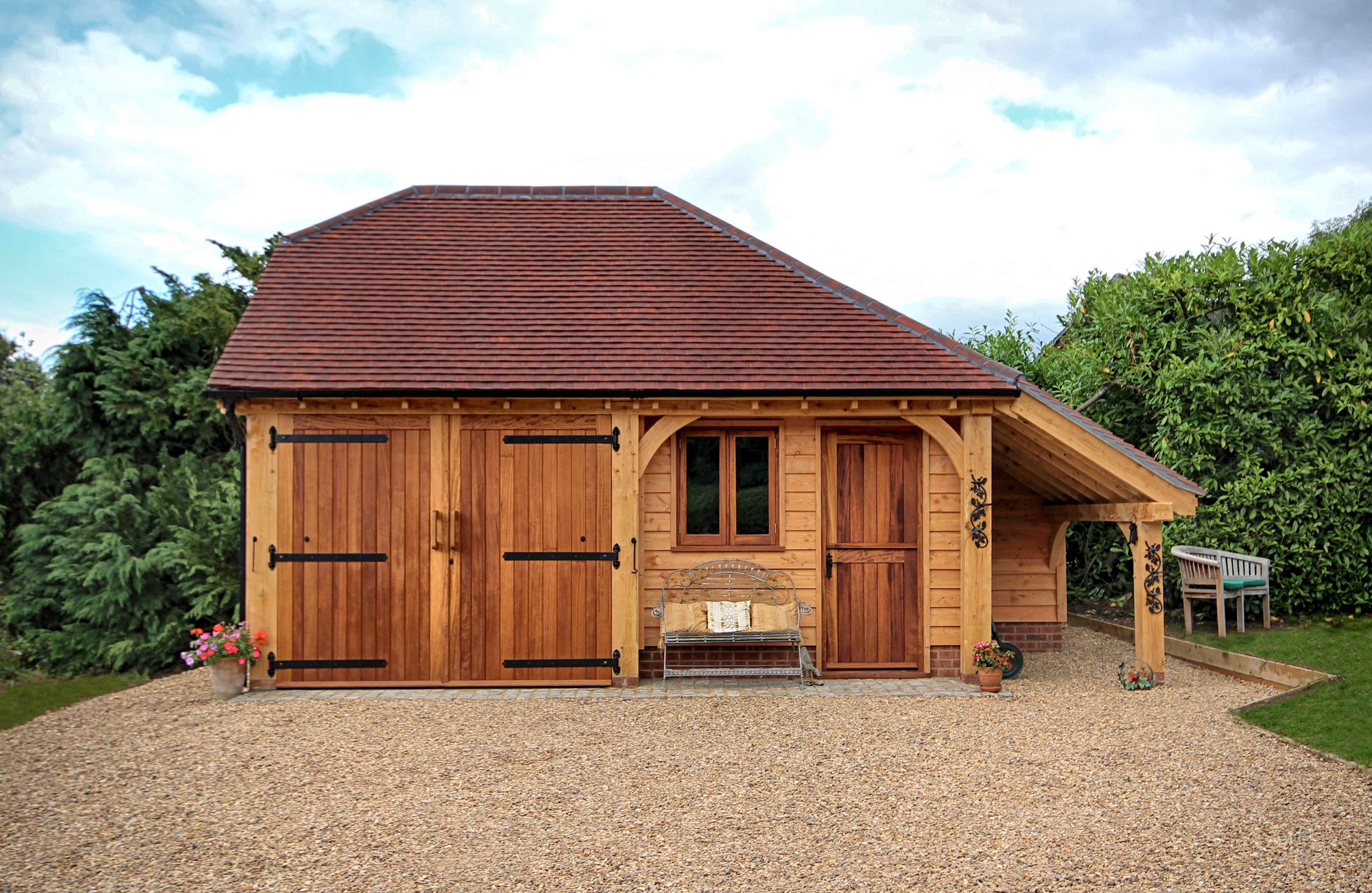 Oak Garages | Traditional Oak Garages | Gallery | Single Storey Barns