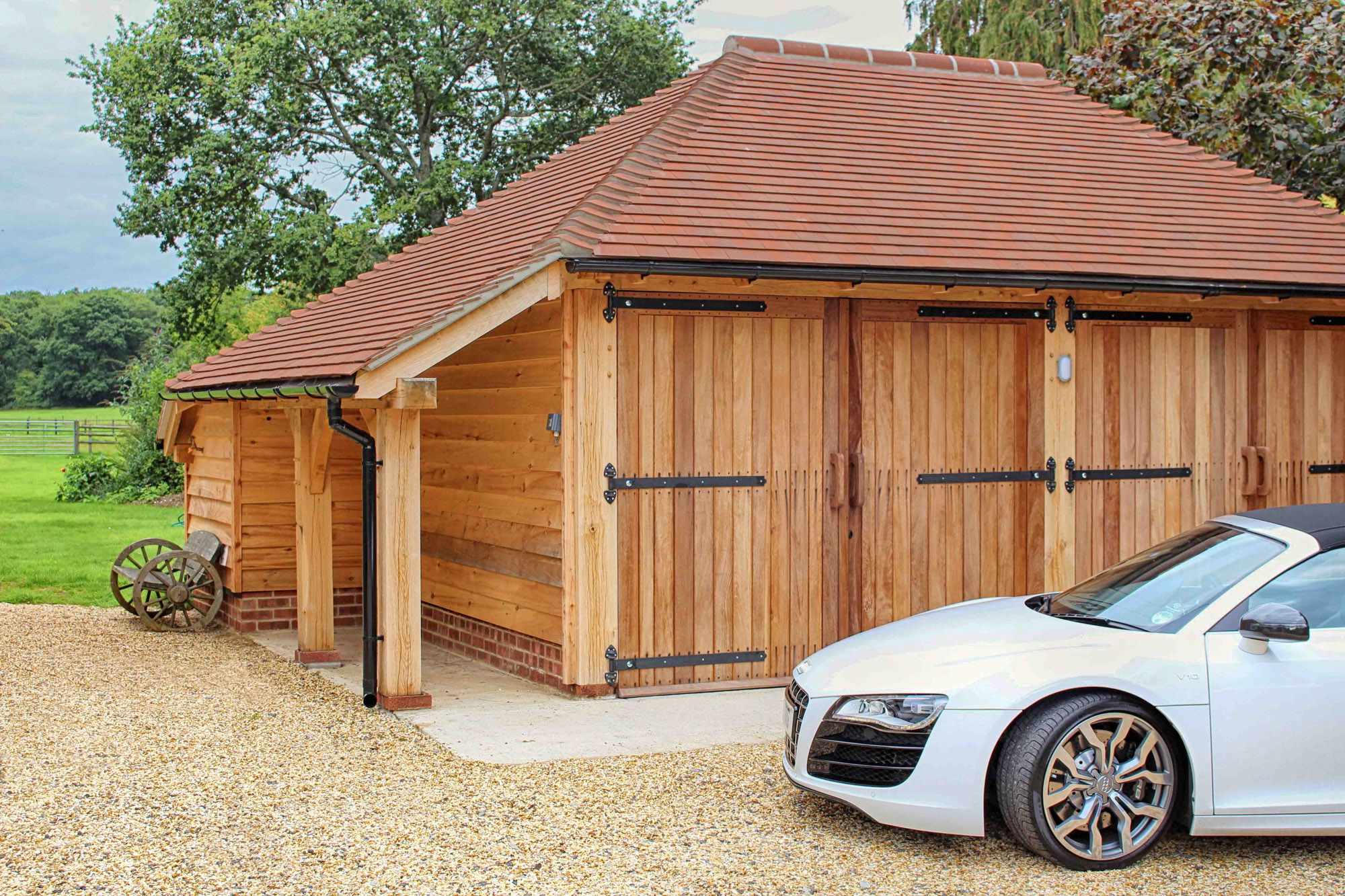 Oak Garages | Traditional Oak Garages | Gallery | Single Storey Barns