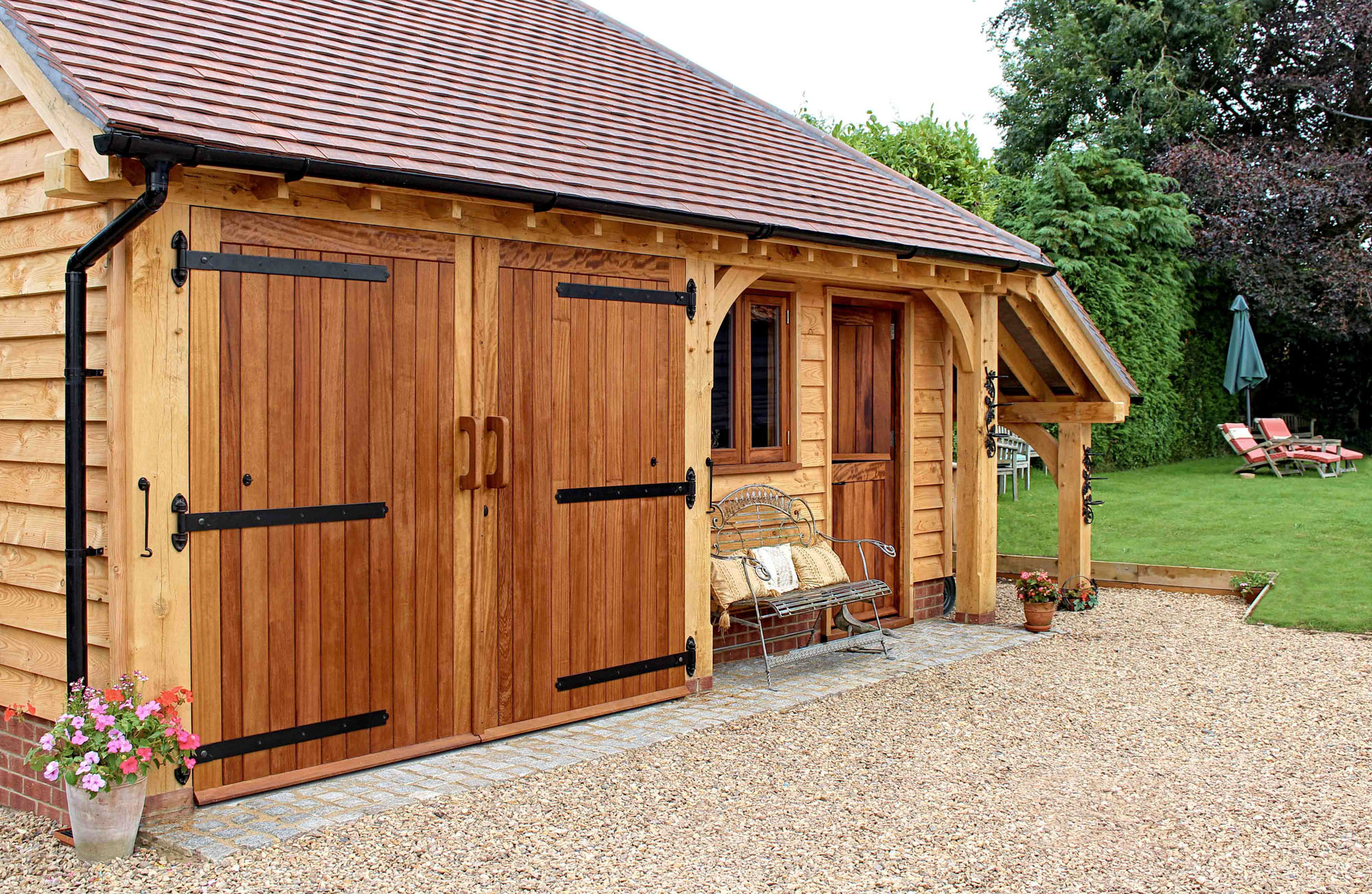 Oak Garages | Traditional Oak Garages | Gallery | Single Storey Barns