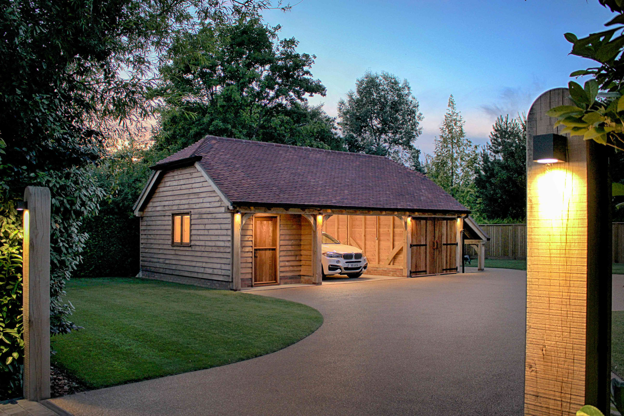 Oak Garages | Traditional Oak Garages | Gallery | Single Storey Barns
